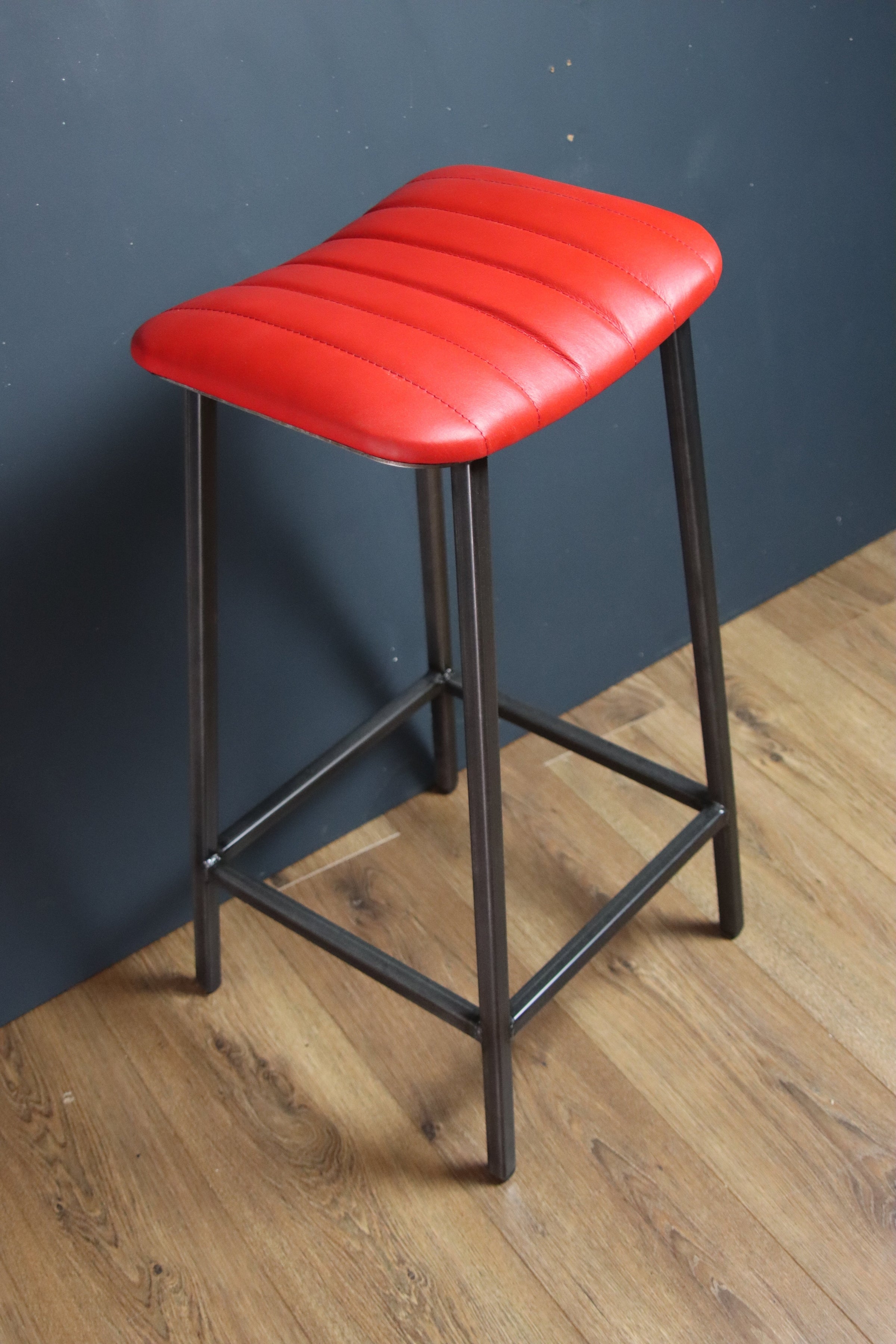 Genuine Leather High Back Bar Stool: Cassia – WillowTree Furniture